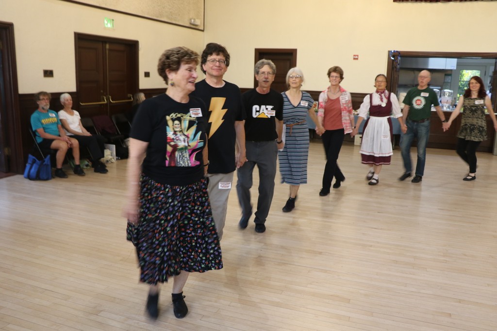 Alunelul (Romania) – Folk Dance Federation of California